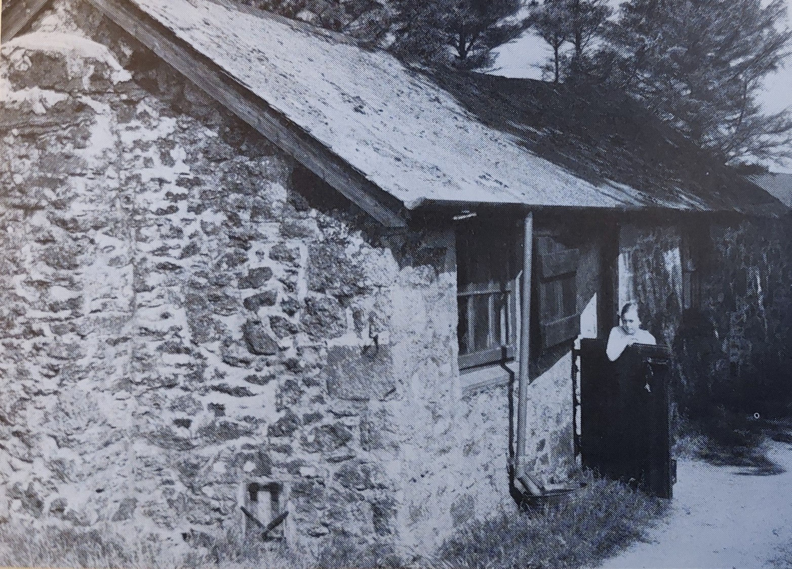 Roundhill Cot – Dartmoor Explorations